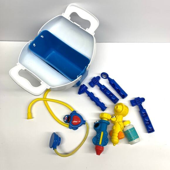 TYCO | Toys | Vintage Tyco 998 Sesame Street Elmo Doctor Kit Carrying ...